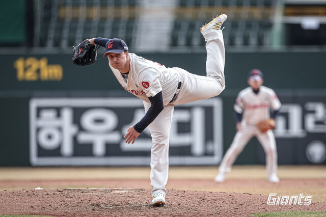 벌써 라면까지 섭렵한 WS 우승 투수, 韓 매력에 완전 빠졌다 "KBO 응원 문화, 미국에도 좀 가져가야" [MD부산]