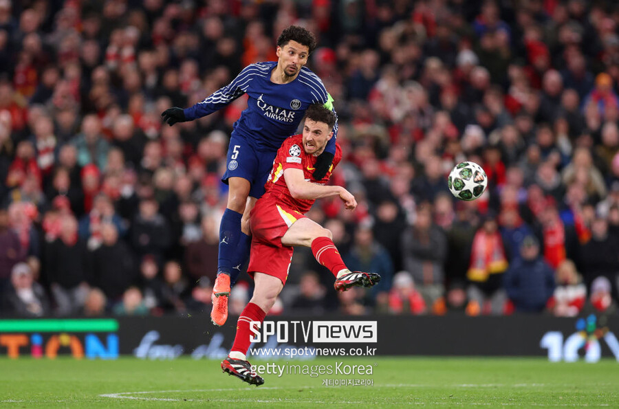 [UCL REVIEW] '이강인 위협적인 2슈팅' PSG, 1-0 승리→승부차기 혈투 끝 리버풀 제압...극적 8강 진출 성공