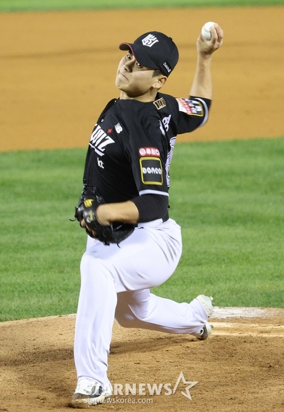 "단연 김도영·박영현, ML서도 통한다" 22살 동갑 KBO 스타, 해설위원들 '1순위' 꼽았다