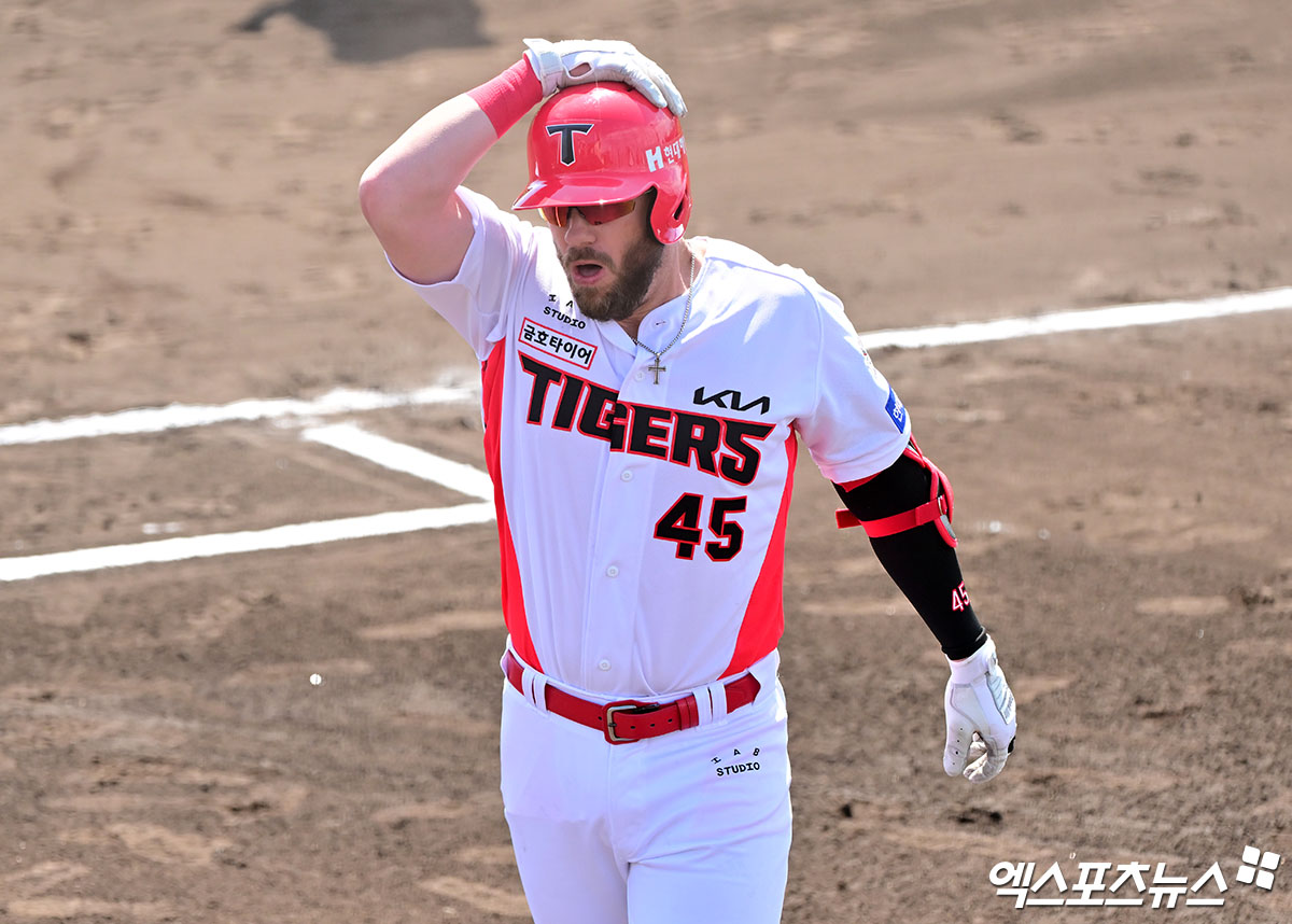 KBO 입성한 'ML 88홈런' 우타 거포, 그런데 아직 장타가 없다...시간이 더 필요한 걸까