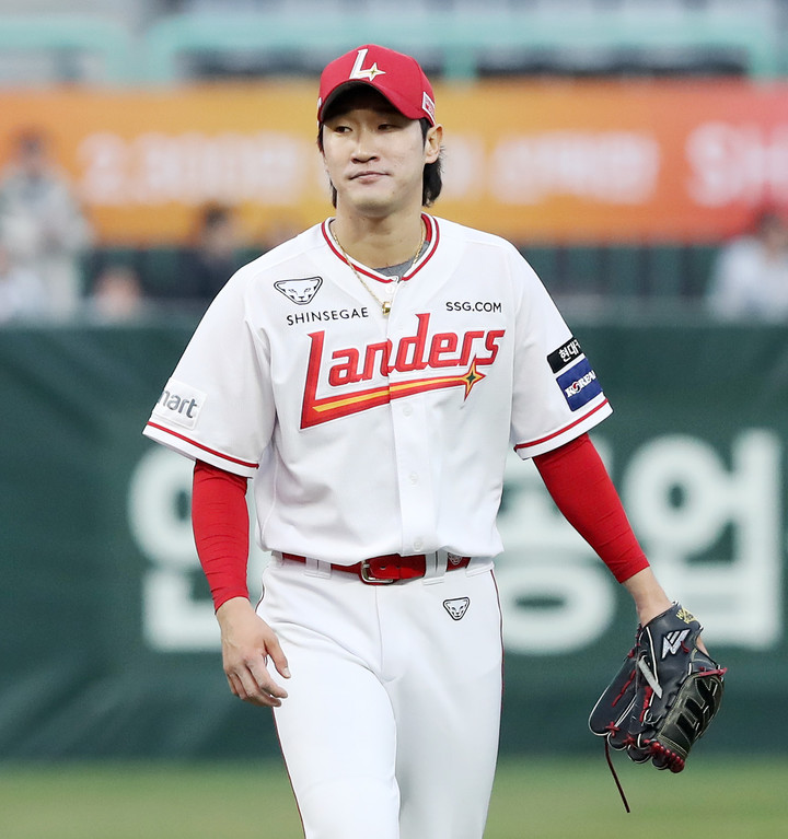 '최준우 결승포' SSG, 키움 꺾고 4연패 탈출...KT는 NC 상대 2연승→1위 질주(종합)