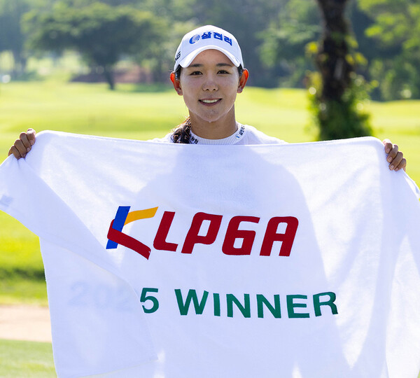 '개막전 우승' 박보겸, 개인 최고인 세계랭킹 94위로 '52계단 도약' [KLPGA]