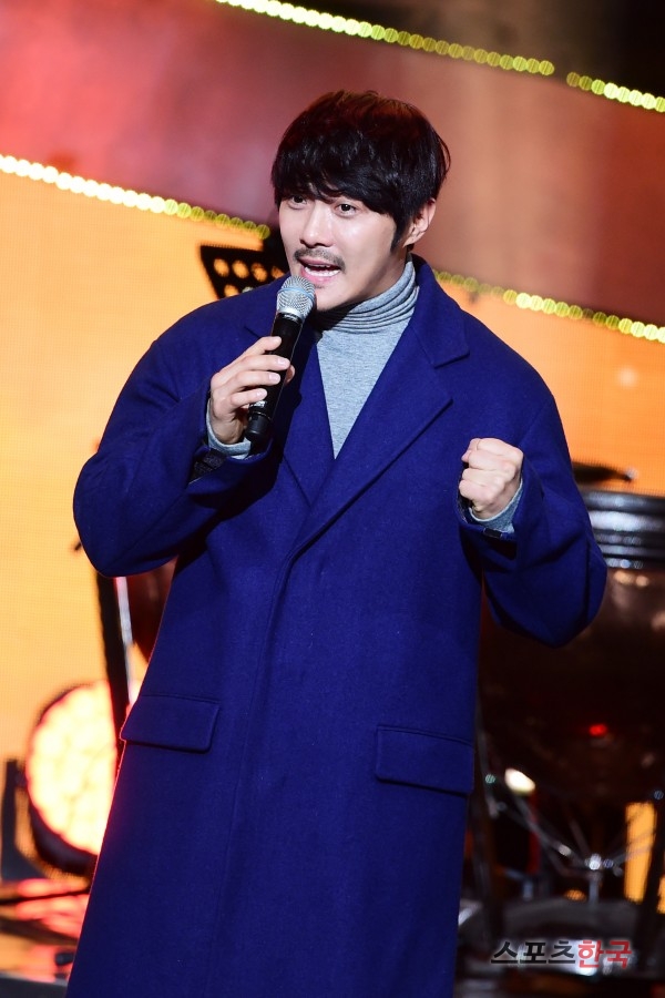 '두 딸 아빠' 고백한 KCM "후련하고 벅차…지금처럼 열심히 살겠다"