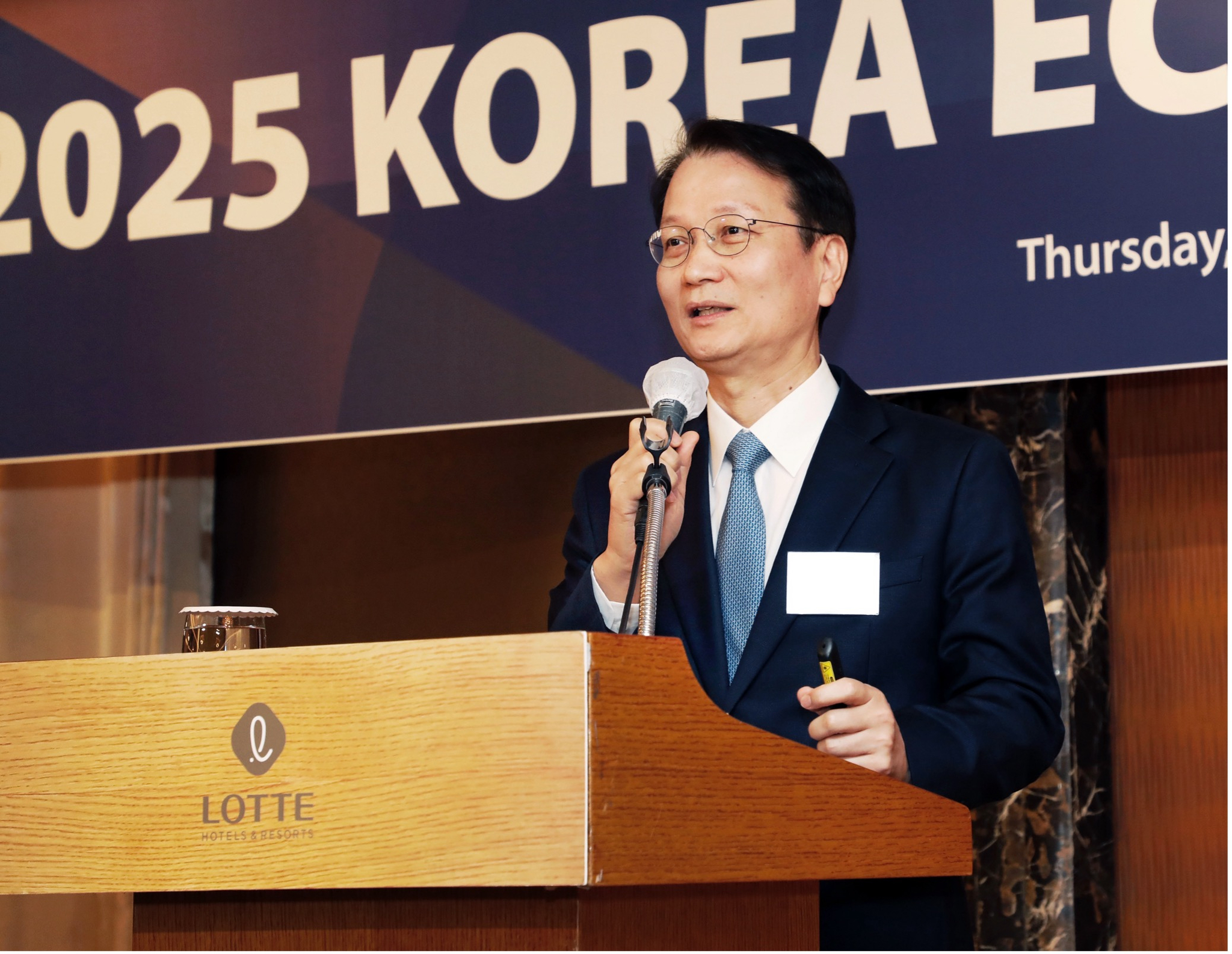 Prof. Cho Sung-bae says Korea must collaborate in AI race