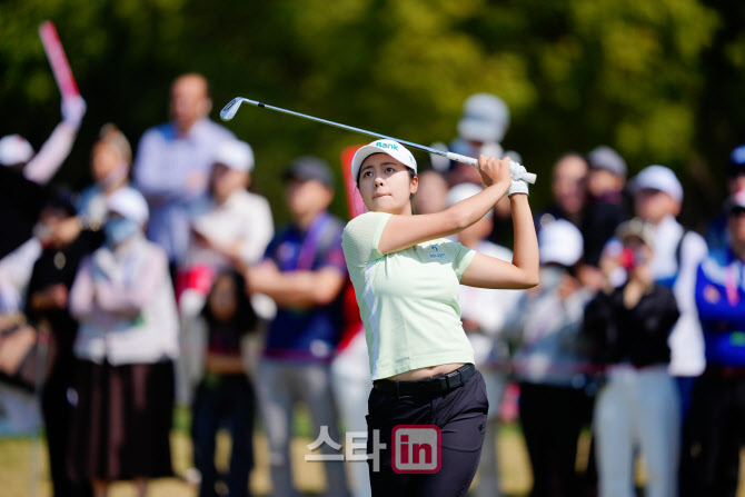 중국 평정하고 KLPGA 도전하는 지유아이, 일본 2부 투어서 우승