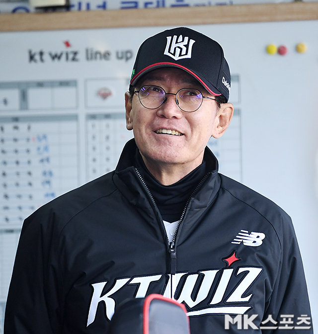 “얻은 것도 있어” 전날 패배 돌아본 이강철 KT 감독 “우리는 우리 팀 컬러대로 가야” [MK현장]