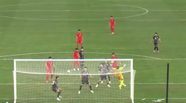 "8년만에 중국 참사" 한국 U-22 이창현 임시감독, 中 편파판정에 분노.."심판은 항상 중국팀을 편애한다"