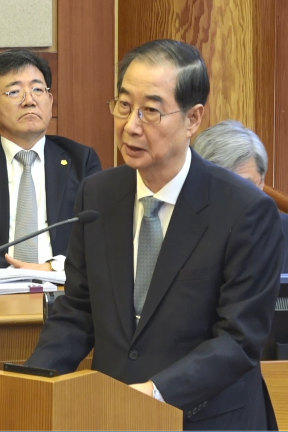 한덕수 총리 오늘 운명의 탄핵 선고···윤 대통령 판결 '풍향계'