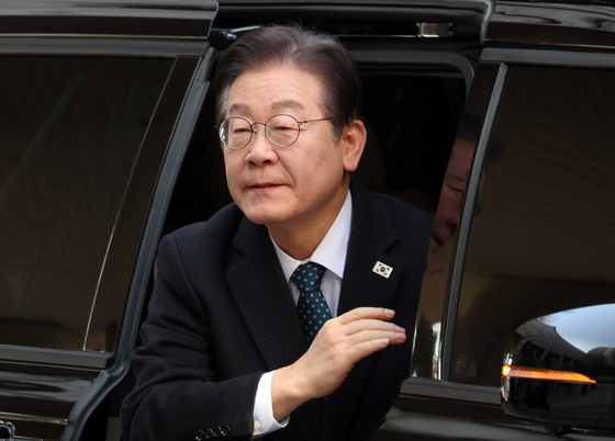 이재명 '대장동 재판' 증인 또 불출석···과태료 300만 부과