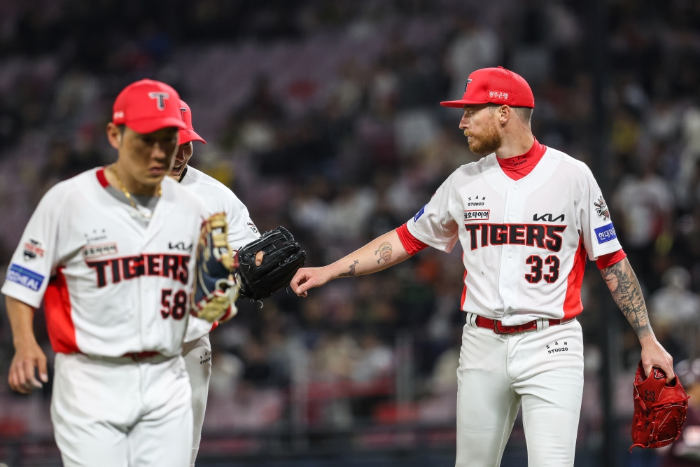 '최고 155km+무사사구' KIA 새 외인 투수 올러, KBO 데뷔전서 '합격점' [광주 현장]