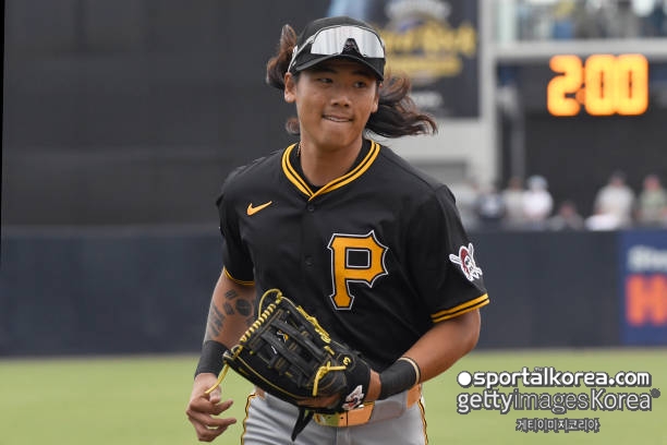 살았다! 배지환, 개막 로스터 합류→MLB 4번째 시즌 맞는다...'OPS 1.017' 무력시위 통했다