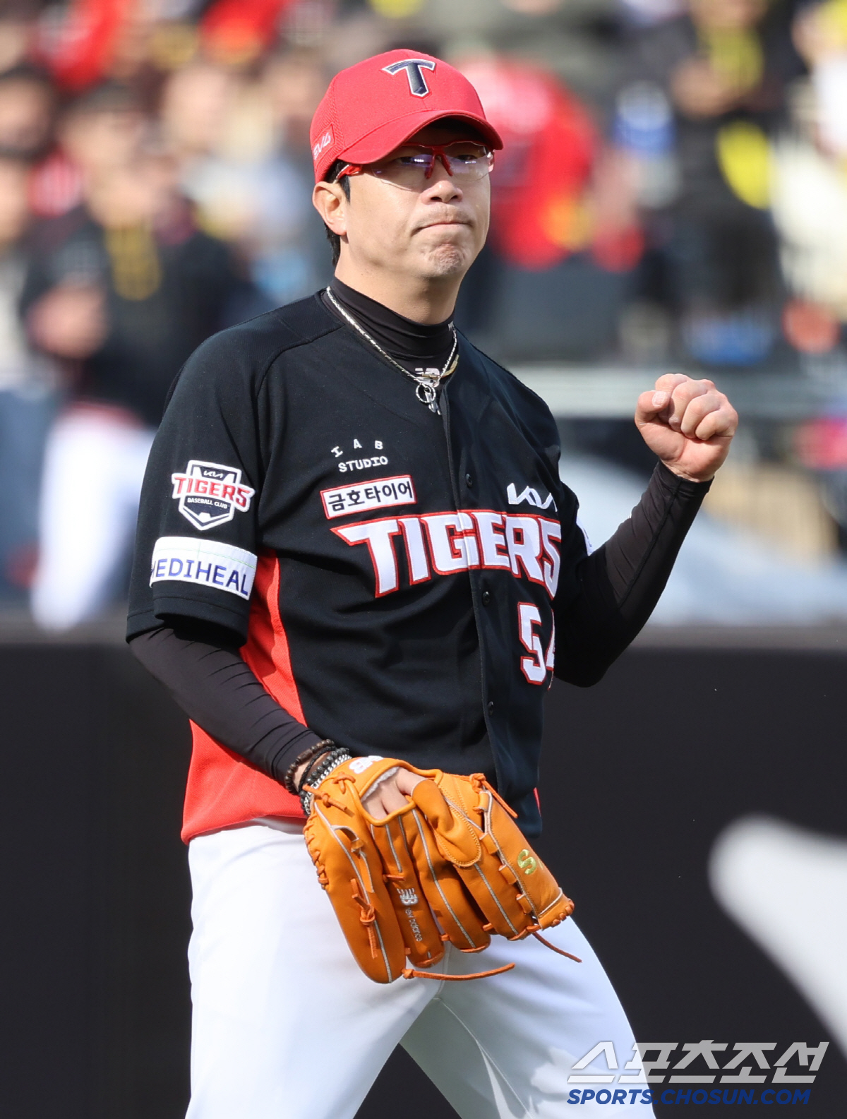 대타 성공에 신구장 제대로 열광했다! '8회 짜릿 역전' 한화 2연승 질주…'양현종 QS' KIA 4연패 [대전 리뷰]