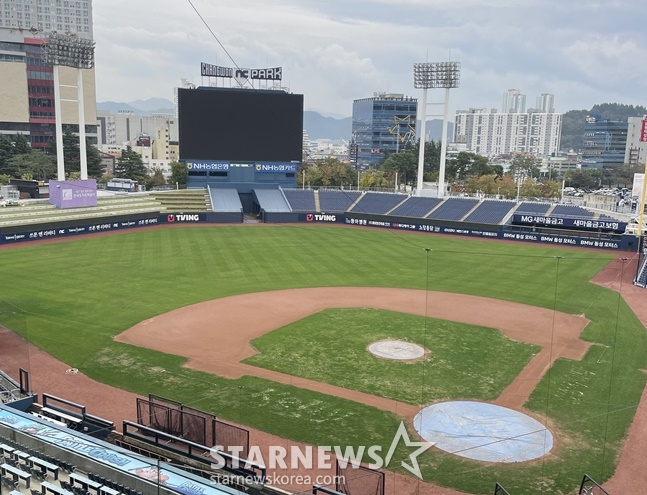 30일 창원 LG-NC전 전격 취소, 구조물 추락해 3명 부상→병원 이송... "시설물 점검 예정"