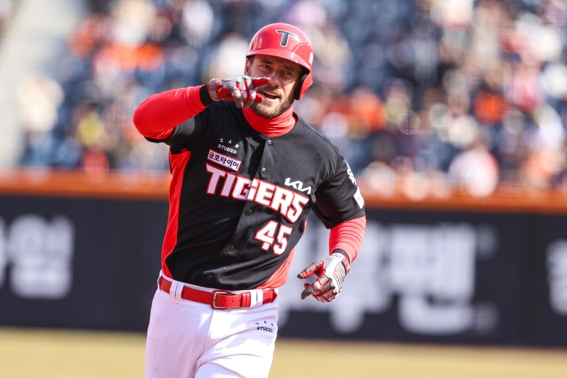 '폰세→와이스→류현진에 쾅쾅쾅!' KIA 위즈덤, KBO 적응 끝났다…3G 연속 홈런 괴력 [대전 라이브]