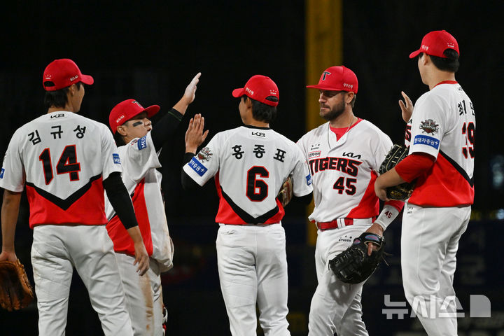 '7G 연속 무패' LG, 개막 최다 연승 도전…KT·KIA와 맞대결[주간 야구전망대]