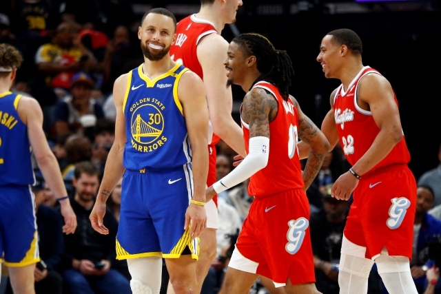 ‘권총맨’ 악동 모란트, 또 사고 쳤다! GSW 벤치 향해 ‘권총 제스처’ 커리도 당황…“당장 출전 정지시켜”