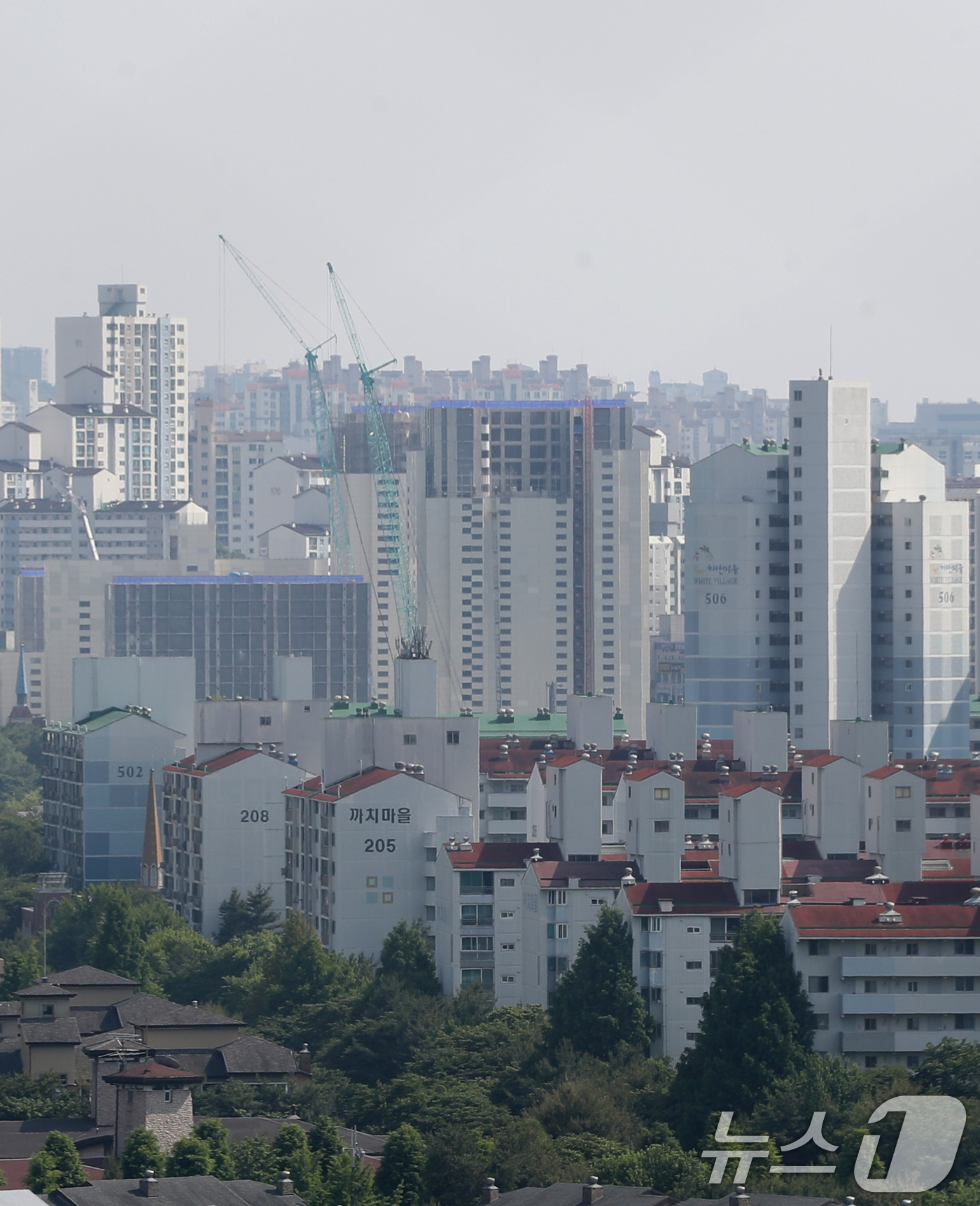 대통령 파면 이후 부동산 정책 '갈림길'…승계냐, 전환이냐