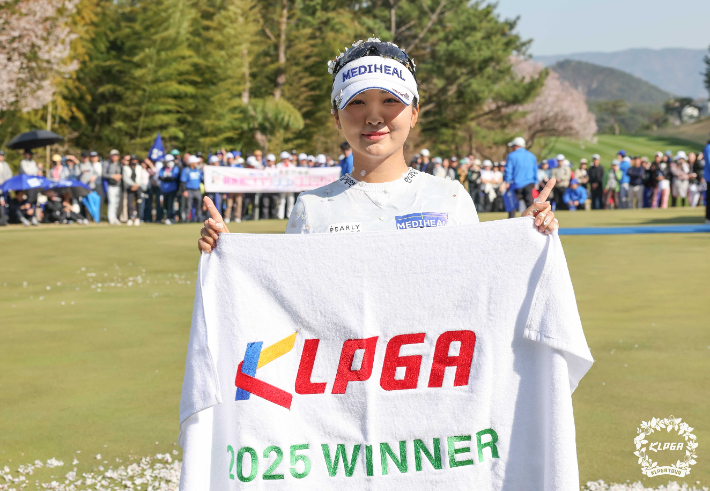 이예원, KLPGA 투어 국내 개막전 우승으로 세계랭킹 43위 점프