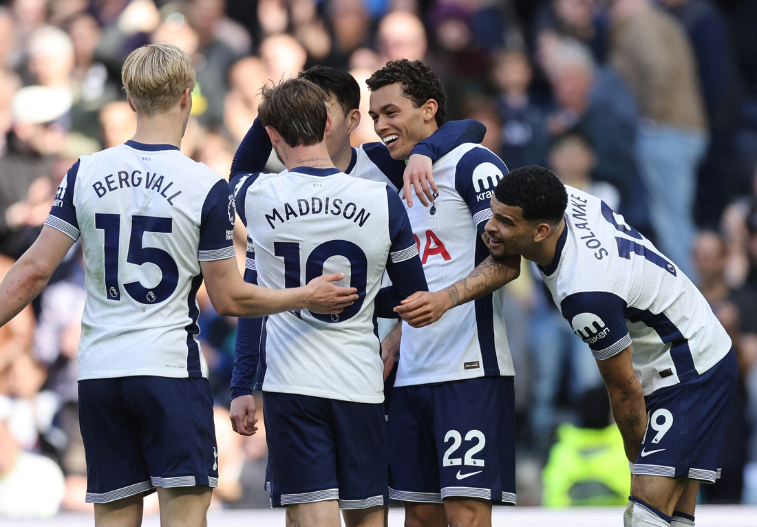 “분데스 3위-EPL 14위 대결, 프랑크푸르트 밀릴 일 없어”···글라스너 감독, 유로파 8강 토트넘 고전 예상
