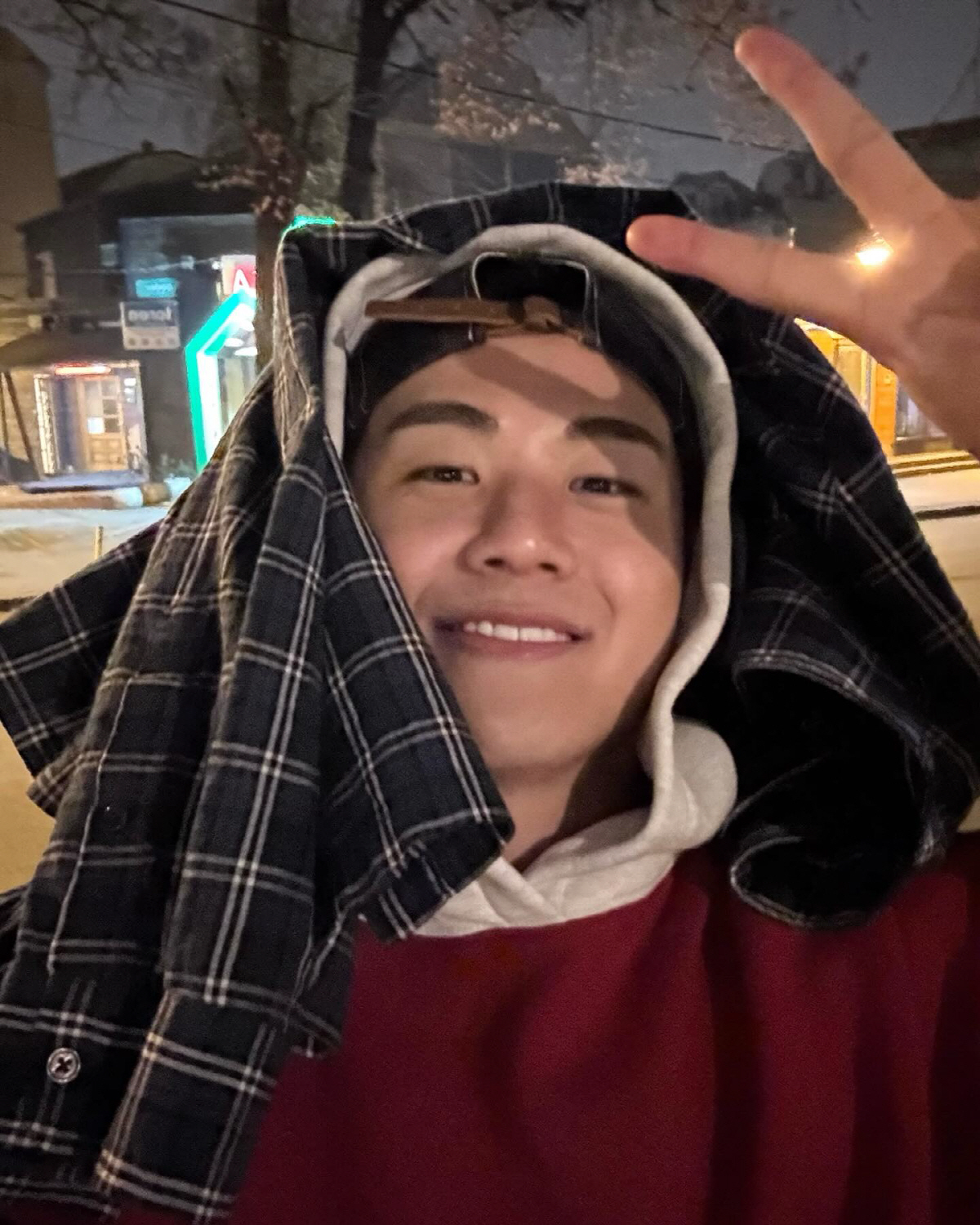 한 시즌 더! 한 시즌 더! 'UAE+사우디+벨기에까지 러브콜' 한국 국대 풀백, 돈 대신 더 '큰 꿈' 노리나..."차기 시즌 ...