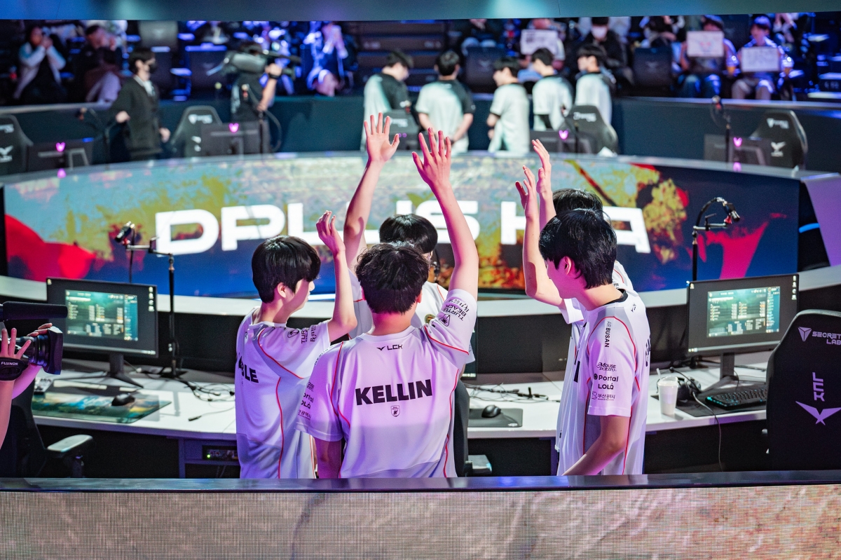 돌아온 ‘모래폭풍’… BNK, DRX 꺾고 2승 신고