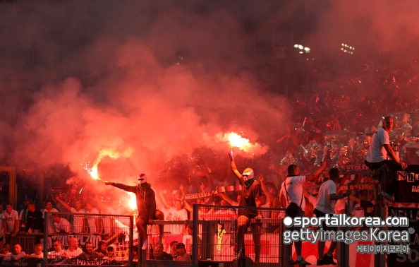 ‘다들 얼음!’ 첼시, UECL 8강 3-0 대승에도 초긴장 상태→“유니폼 절대 입지 마라” 유럽서 가장 잔혹한 서포터즈 때문