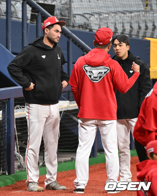 '156km' 화이트 지각 데뷔전 결정, 17일 한화전...이숭용 감독 대반색 "원하는 팀 무조건 잡아준다네요" [오!쎈 광주]