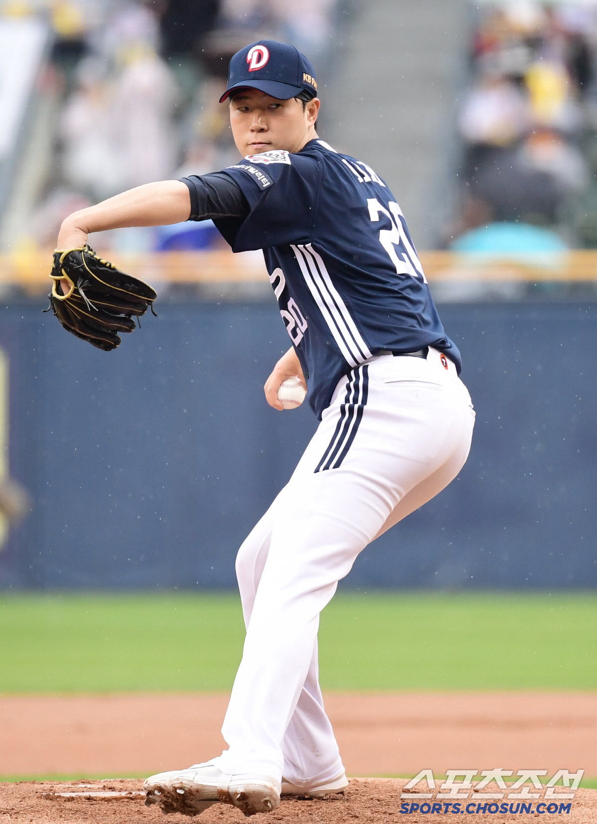 "구위의 10분의 1도 안 나와" 팍팍 밀어줬는데.. 154km 특급 유망주에게 도대체 무슨 일이