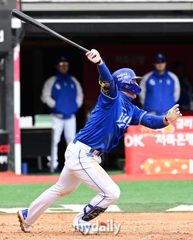주간 타율 0.182+22타수 11삼진…부진이 길어진다, 3월 타율 4할 치던 김영웅 어디 갔나