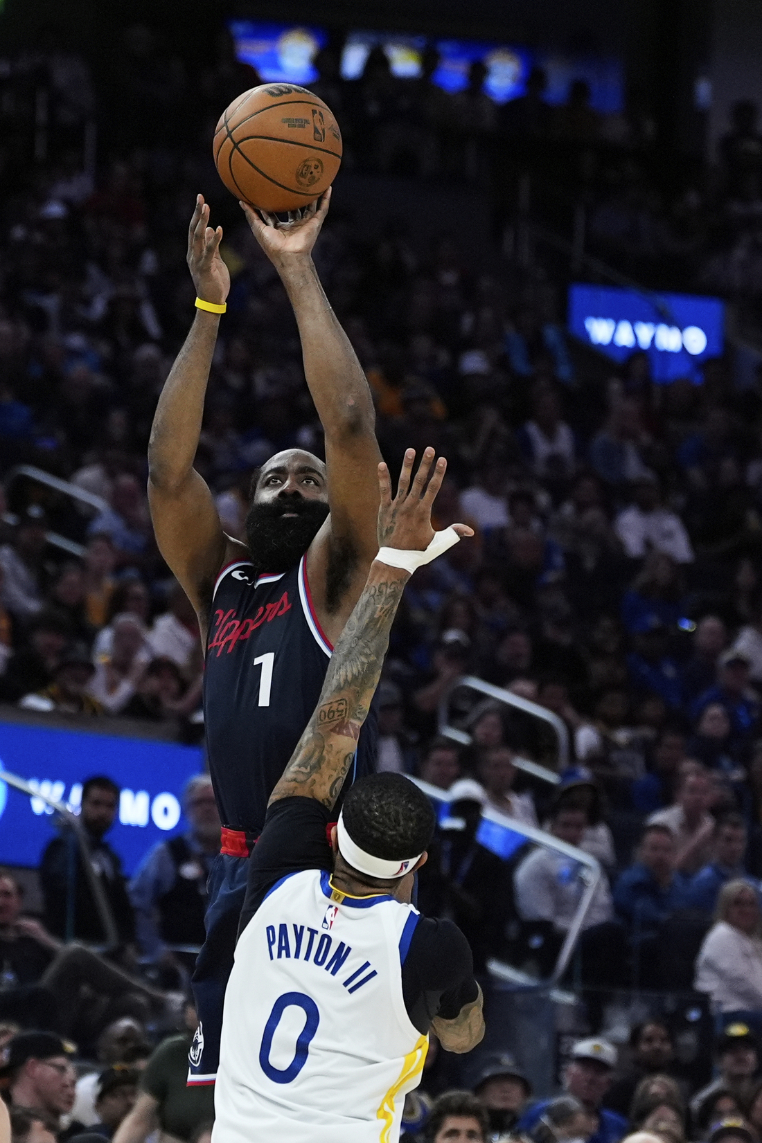 고지가 눈앞이었는데···3점슛 7개 ‘쾅쾅쾅쾅쾅쾅쾅’ 커리 활약도 빛바랜 GSW, 클리퍼스에 연장 혈투 끝 패배, PO 아닌 PIT에서 시작