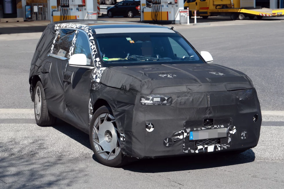 “다 씹어먹는다” 1,200km 이상 달리는 GV90 EREV 출시된다 | 카텍