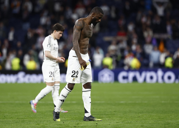 '이걸 어떻게 참아' 아스널 신성, UCL 경기 도중 자신 밟은 뤼디거 SNS에 박제