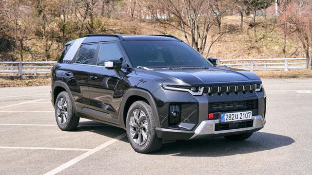 "옵션 넣어도 4천만 원 이하?" 15.7km/L 연비에 너무나 조용한 하이브리드 SUV | 구름을달리다