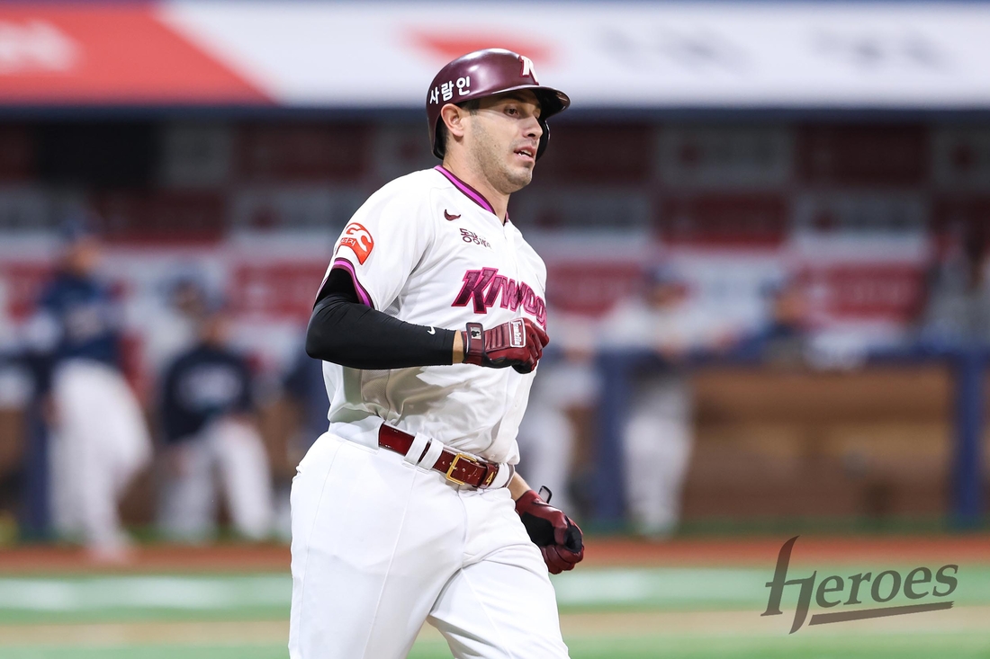 어제는 반즈, 오늘은 박세웅이 ‘KKKKKKKKKKKK’ 폭풍 탈삼진쇼+6.2이닝 무실점 쾌투···롯데, 키움 스윕하고 공동 3위로