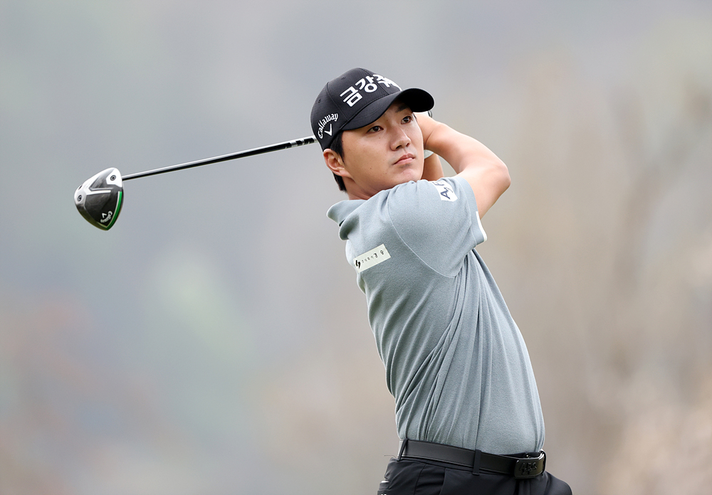 옥태훈, KPGA 개막전 2R 공동선두 “인내심 갖고 첫 우승 도전하겠다”