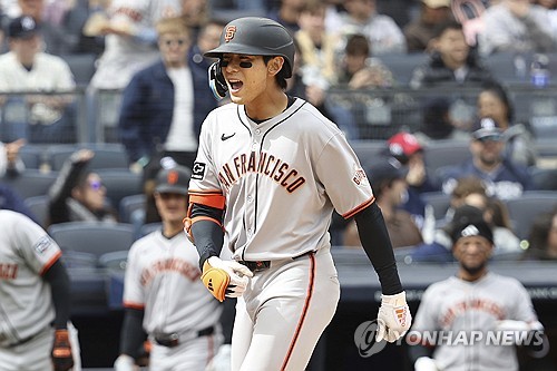 '2루타 MLB 1위' 이정후, 18일 PHI 원정 선발 명단 제외…체력 안배인 듯