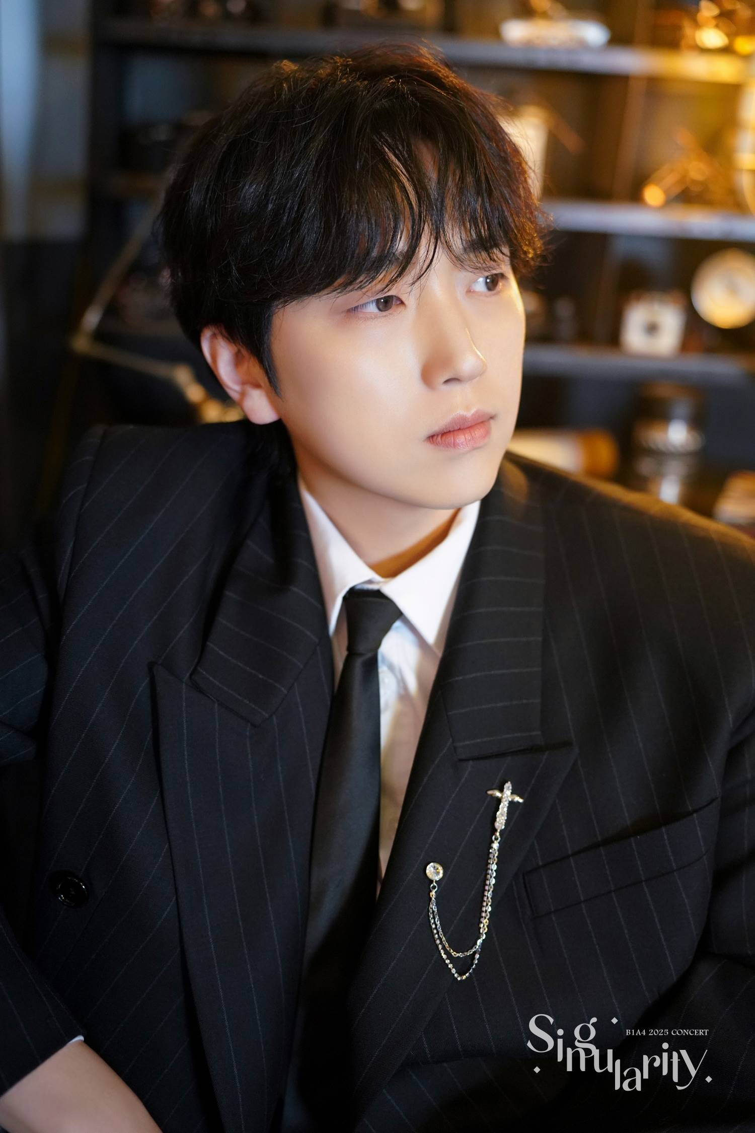 ‘데뷔 14주년’ B1A4, 한껏 예의 갖춘 포멀룩