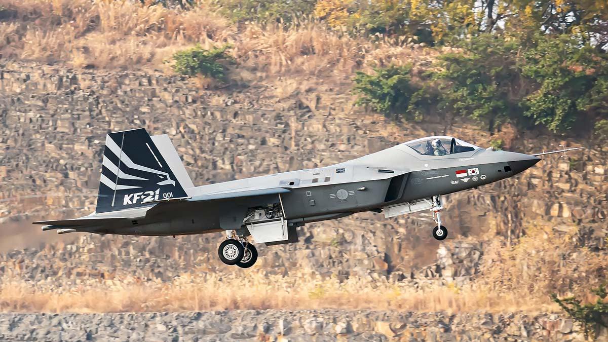 KF-21, 2025년 현재 실전배치 전환율 8%… 공군 전력화 속도 충분한가? | 밀리터리 랩실