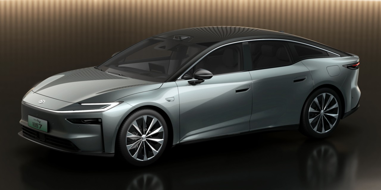 토요타, 상하이 모터쇼 2025서 중국 시장 전용 신형 BEV 'bZ7' 공개 | 모토야