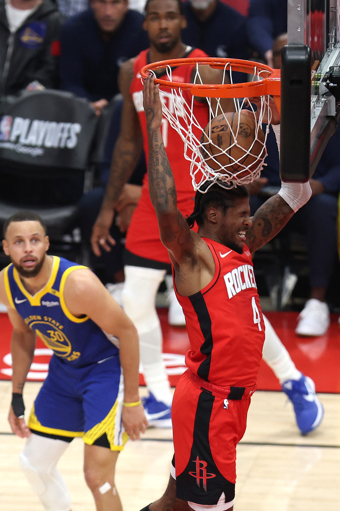 ‘1차전 7점→2차전 38점’ 확 달라진 그린, 휴스턴을 살렸다···‘버틀러 부상 악재’ GSW 꺾고 PO 1승1패 ‘원점’