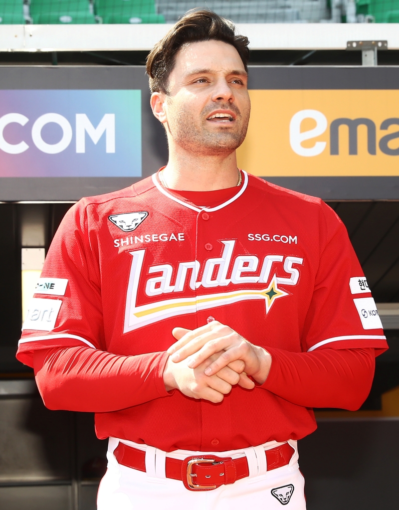 '실전 점검 끝' SSG 맥브룸, 25일 1군 합류→키움전 출전..."아시아 무대서 다시 뛰고 싶었다"