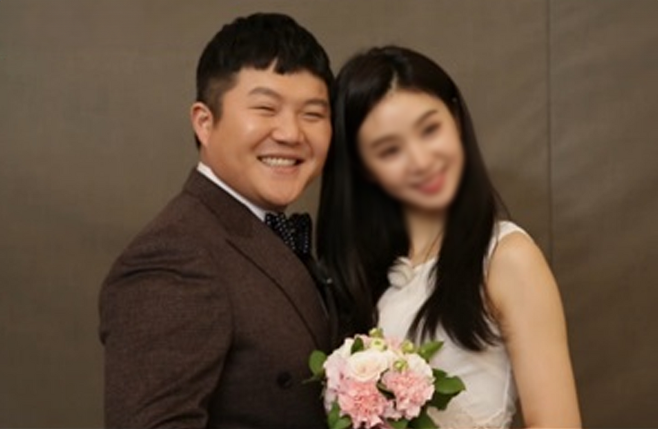 174.5cm 아내 때문에 결혼식에서 까치발 들고 키스함 | 무비이락