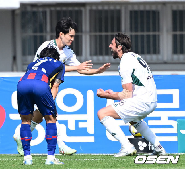 '91분 실점→96분 전진우 극장골!' 드라마 쓴 전북, 수원FC 2-1 꺾고 2위 도약...캐슬 파크 무너뜨렸다[오!쎈 현장]