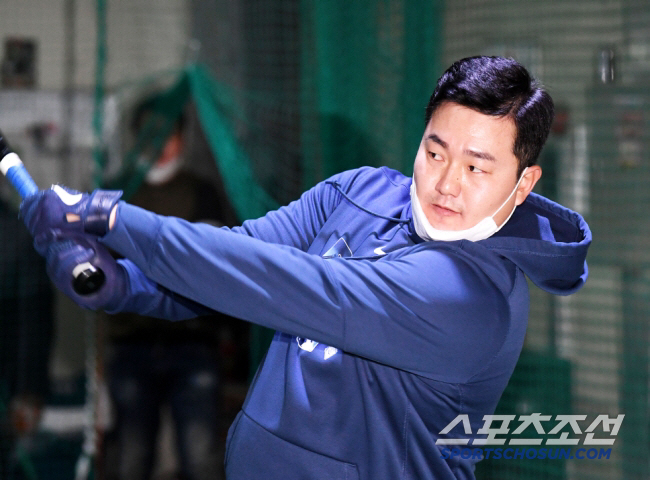 'ML 67홈런 강타자' 전격 군 입대→사실상 KBO 도전 선언→SSG 입단 유력? 이를 본 현장 반응은?