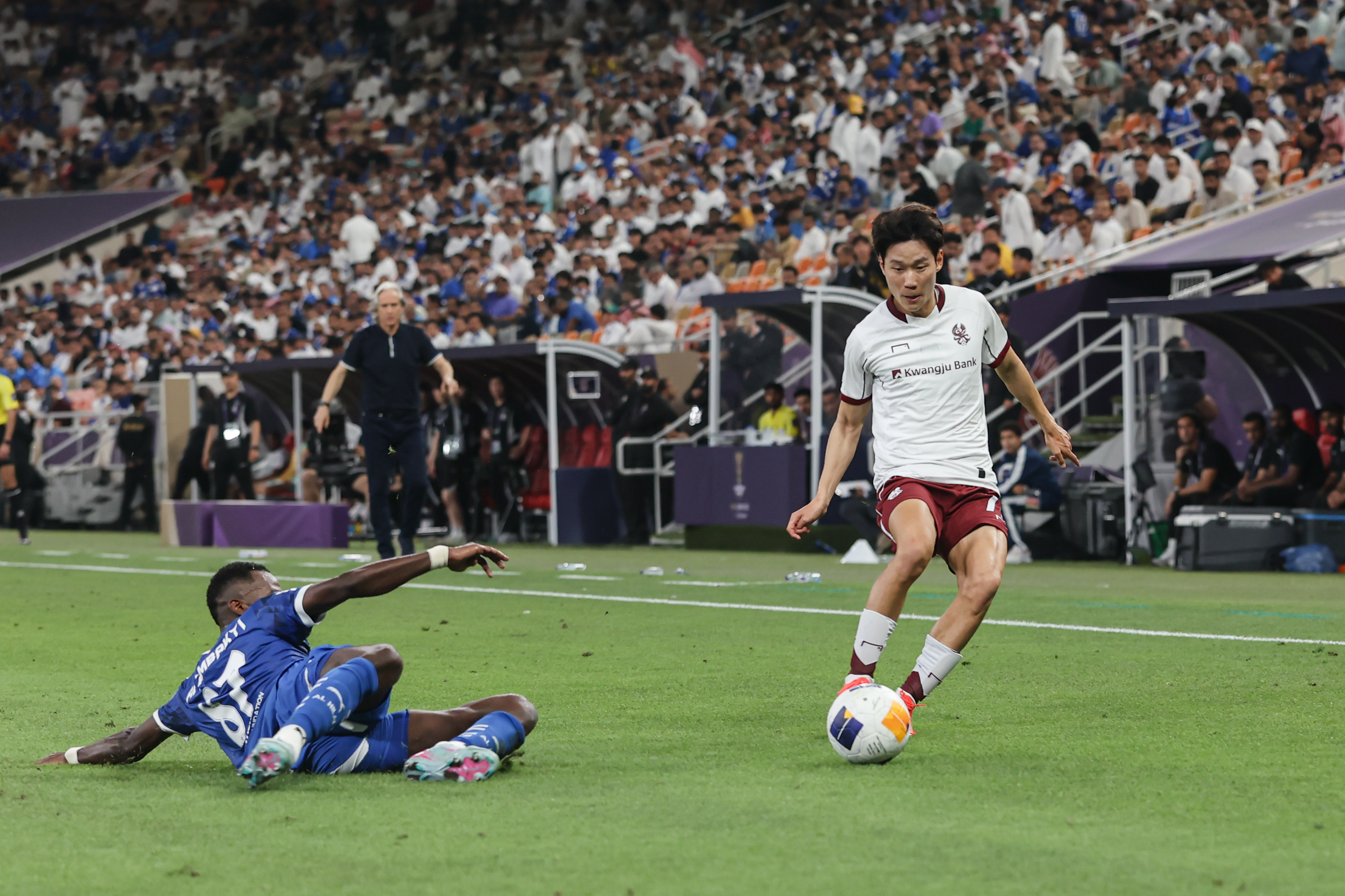 광주FC, ACLE 상금 26억 원 확보…상금 활용도 주목