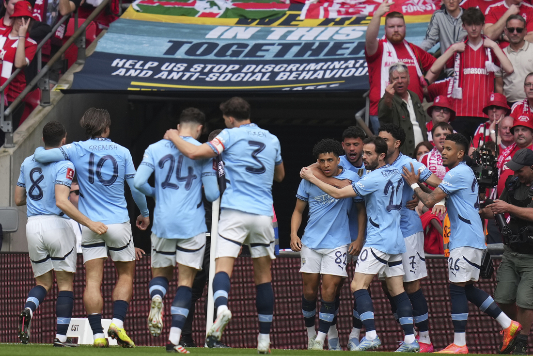 ‘3시즌 연속 결승이다!’ 맨시티, ‘산투 돌풍’ 노팅엄 2-0 격파···크리스털 팰리스와 진검 승부, KDB의 ‘라스트 댄스’ 이룬다[FA컵 리뷰]