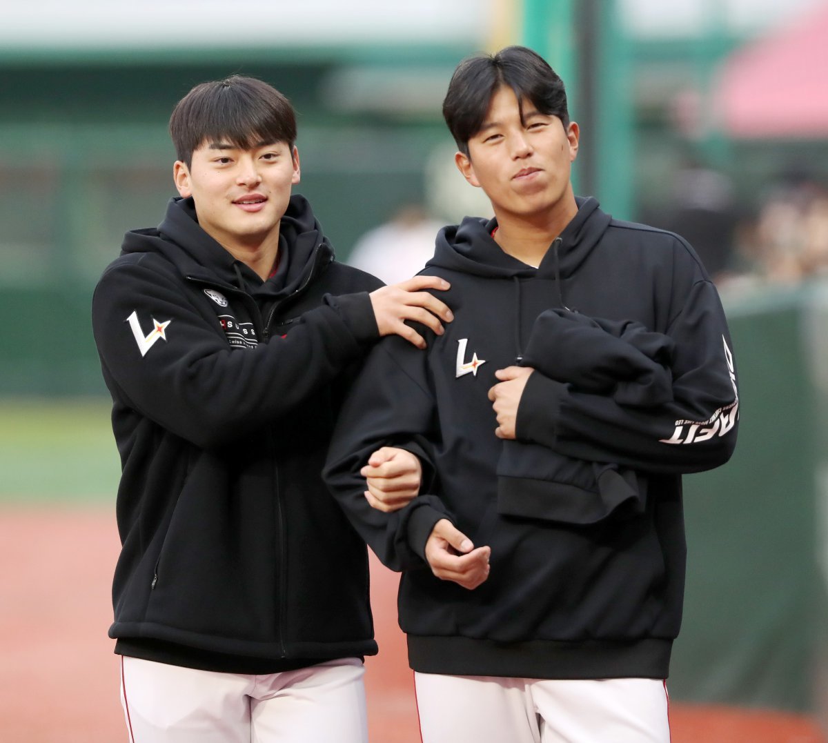 월드컵 베이비 ‘02즈’가 이끄는 SSG 미래와 현재, 새로운 중심축이 세워진다…조병현·김건우·조형우·고명준