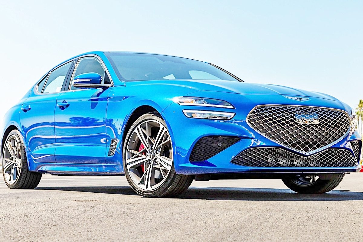 꾸준히 단종설 나오던 제네시스 'G70' 모델, GV70에 밀려 결국 없어지나 | 오토포크