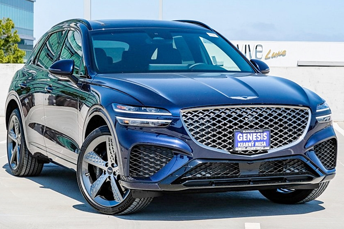 꾸준히 단종설 나오던 제네시스 'G70' 모델, GV70에 밀려 결국 없어지나 | 오토포크