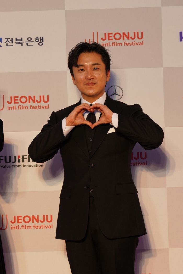 8년 전 배우상 받았던 곽민규, 제26회 전주국제영화제 참석으로 레드카펫 빛내 [26th JIFF]